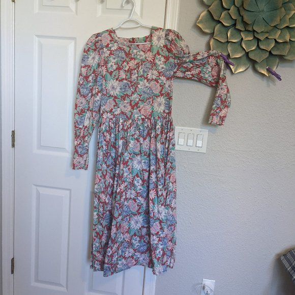 Laura Ashley | Dresses | Romantic Rare 8s Vtg Floral Cotton Prairie ...